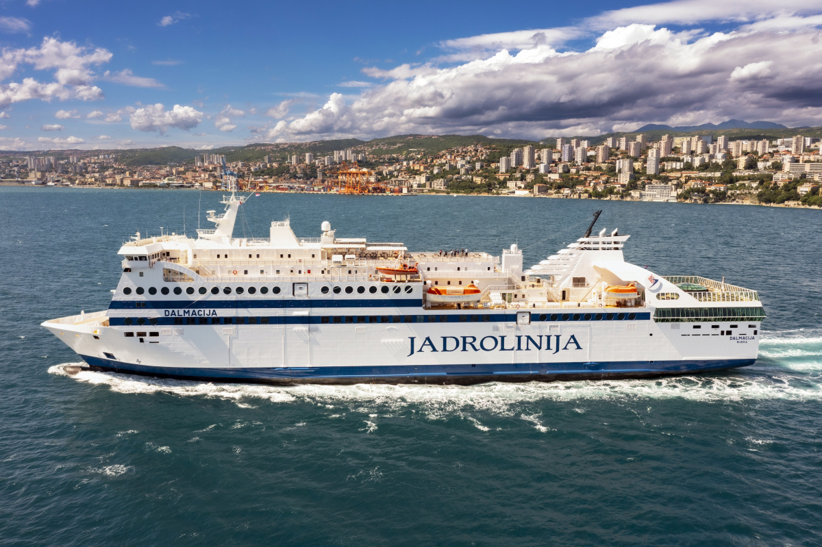 Doznajte više o brodovima Jadrolinije - Trajekt na međunarodnim linijama Dalmacija | Jadrolinija